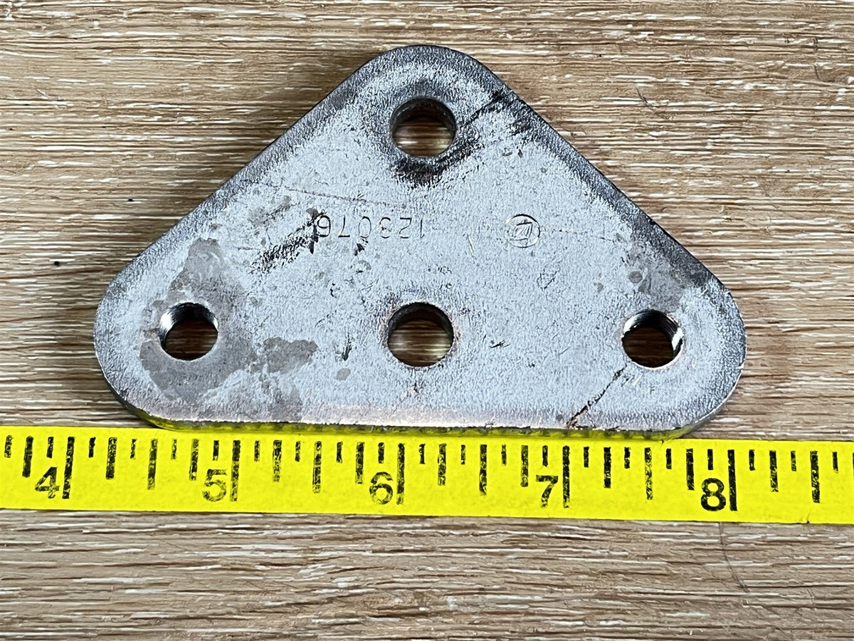 Johnson Evinrude OMC 123076 Steering Bracket – Pine Lake Parts