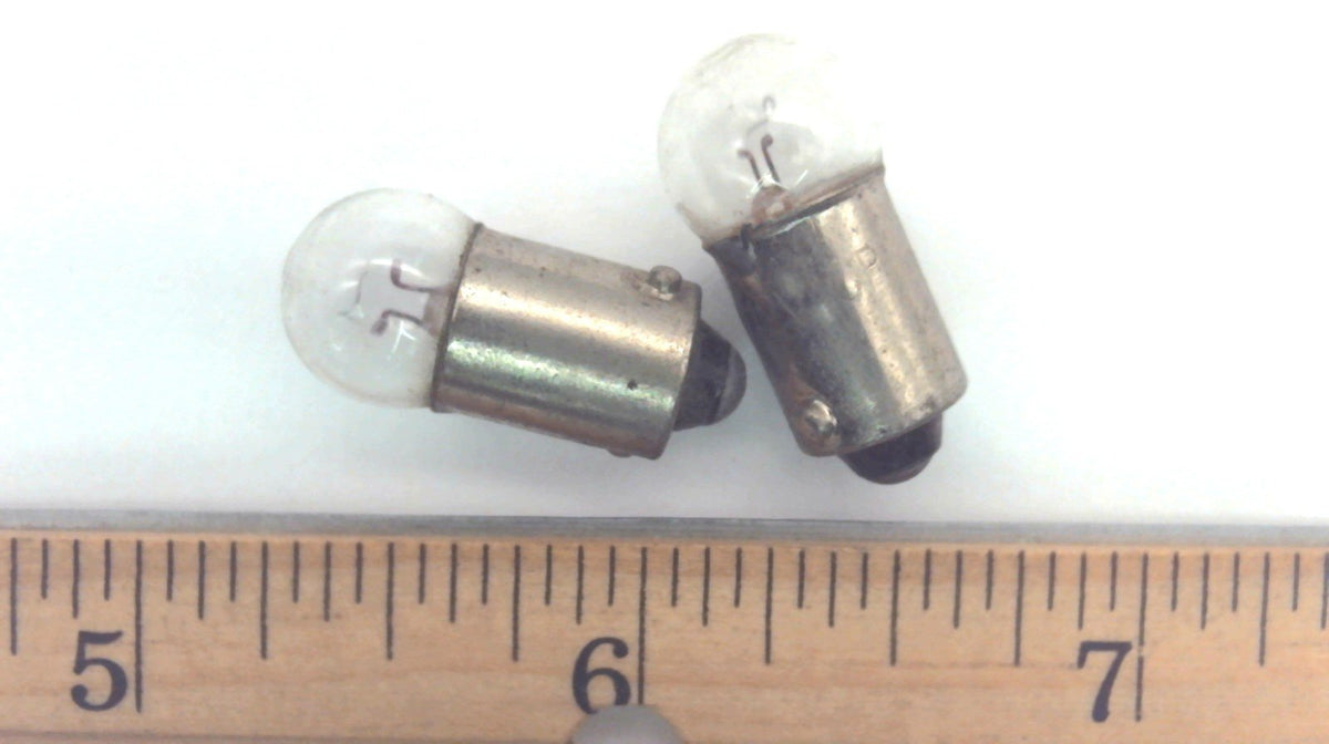 Pair of PR-2 Light Bulbs – Pine Lake Parts