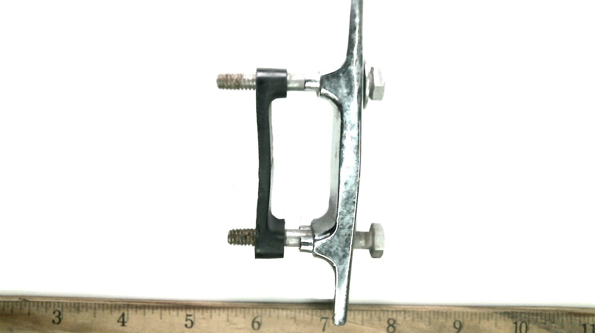 Stud Mount Cleat 4 1/2" - Used – Pine Lake Parts